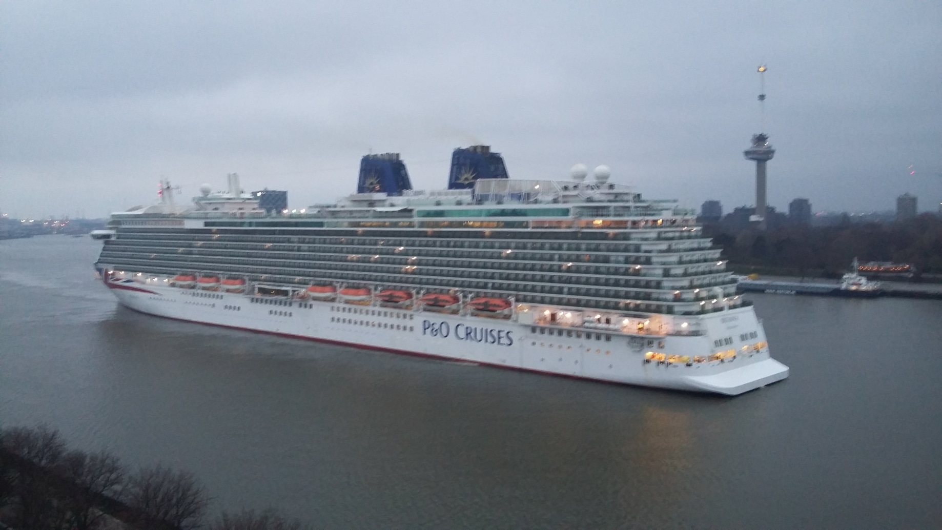 Fotoreportage: Indrukwekkende Britannia in Rotterdam - Cruisereiziger