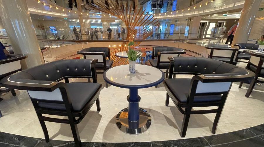 Fotoreportage cruiseschip Rotterdam: Restaurants en eetgelegenheden